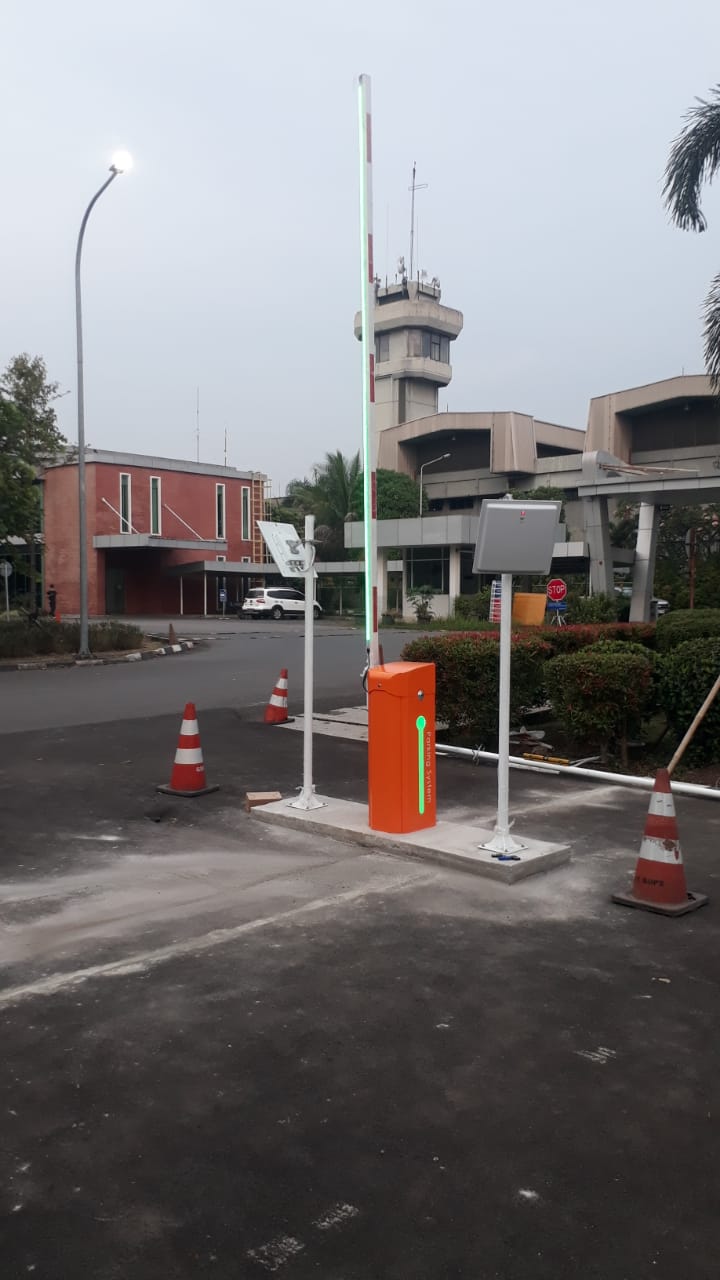 SISTEM PARKIR - Sarana Sistem